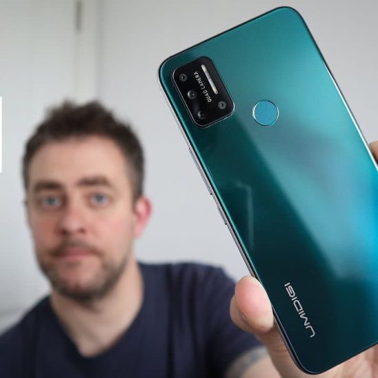 15 Different Types of Magazines Explained