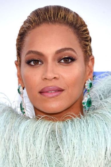 13 Different Types of Nose Shapes and Their Pictures