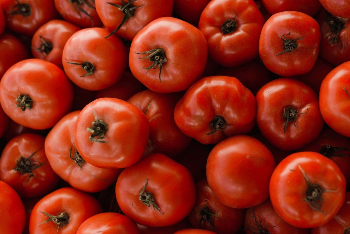 15 Most Popular Fruits in the World (Ranked by Demand & Taste)