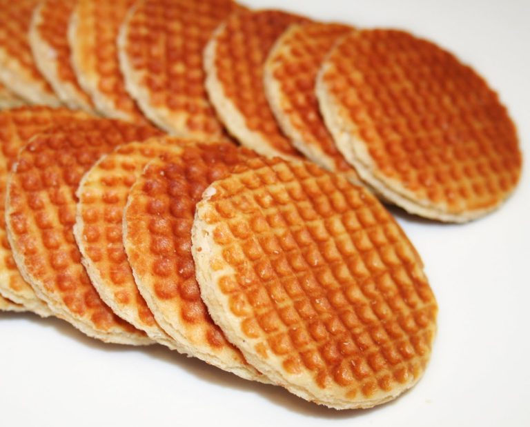 8 Different Types of Waffles From Around the World With Pictures