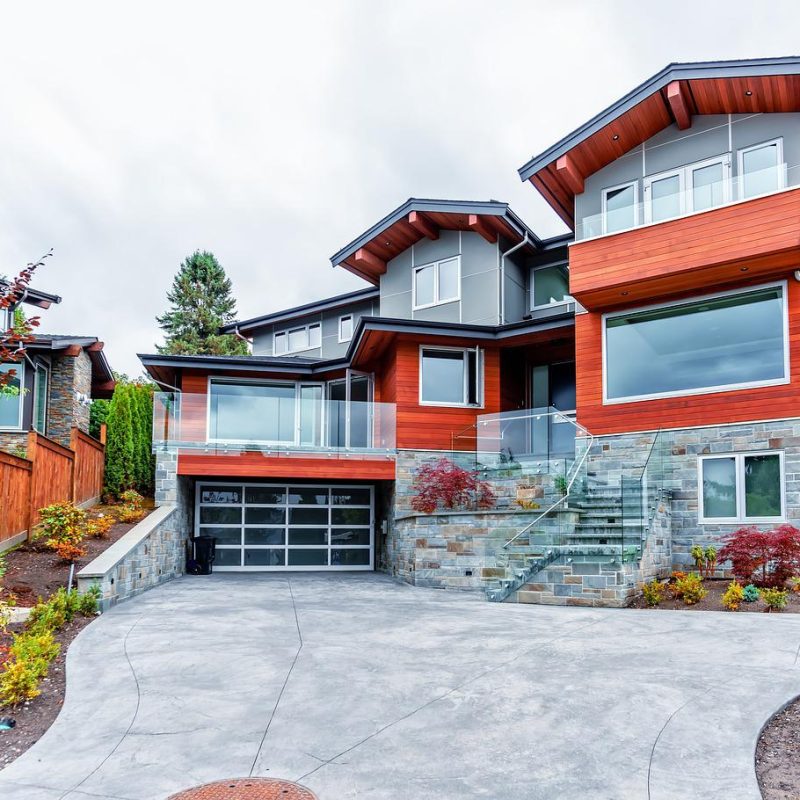 What Is a Detached House? (Features, Pros, and Cons)