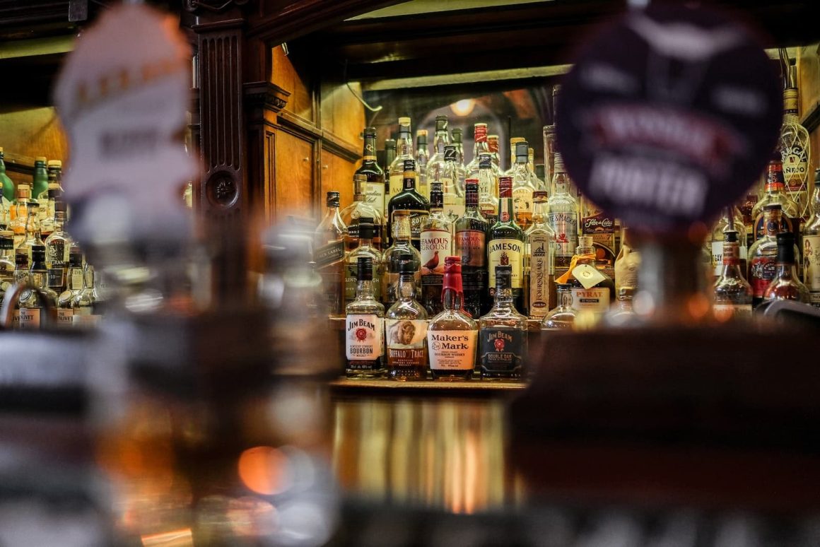 19 Different Types of Bars Explained
