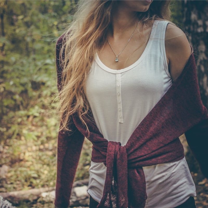 24 Different Types of Crop Tops