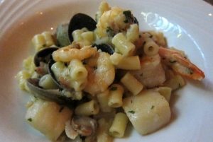 17 Different Types of Pasta for Soups (With Pictures)