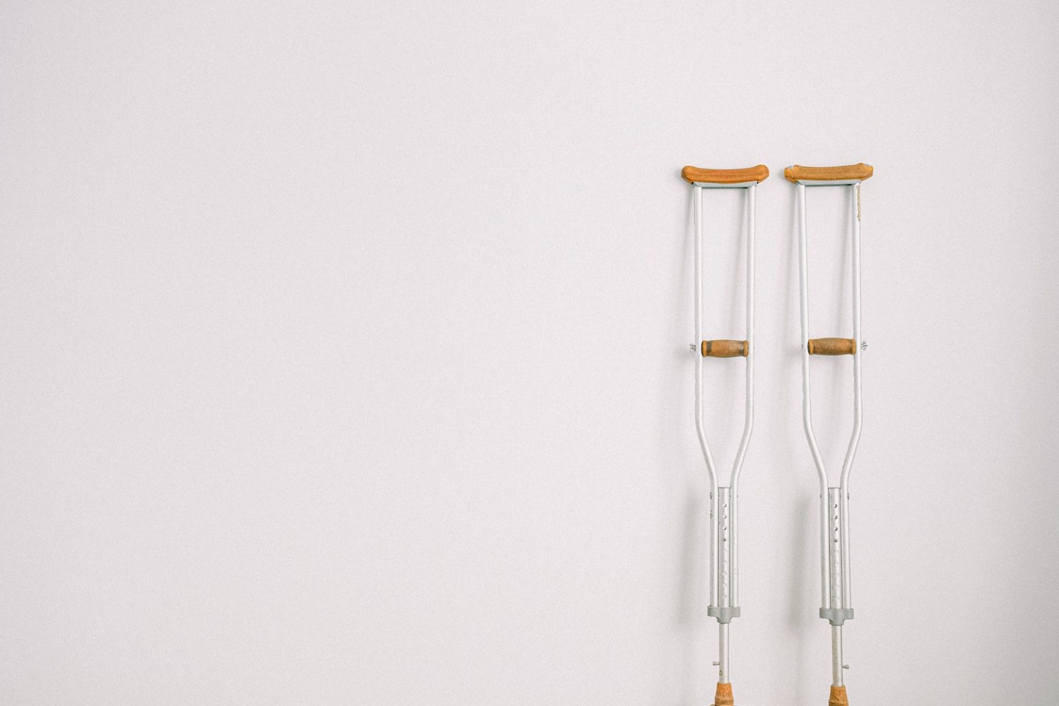 5 Different Types of Crutches