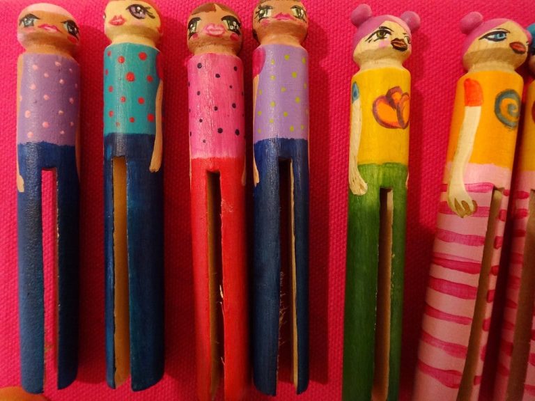 16 Different Types of Dolls (With Pictures)