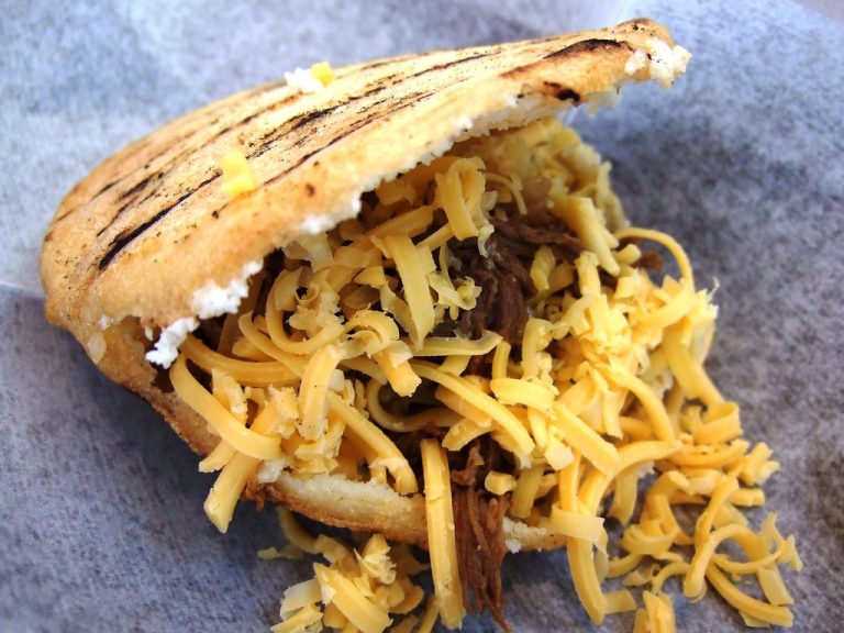 Traditional Venezuelan Food: 15 Delicious Venezuelan Dishes