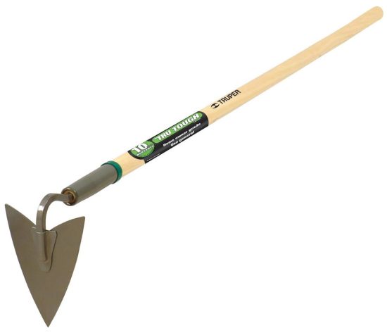 14 Different Types of Garden Hoes Explained