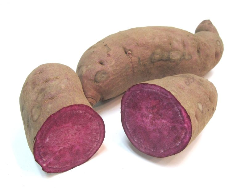 14 Different Types of Sweet Potatoes (With Pictures)